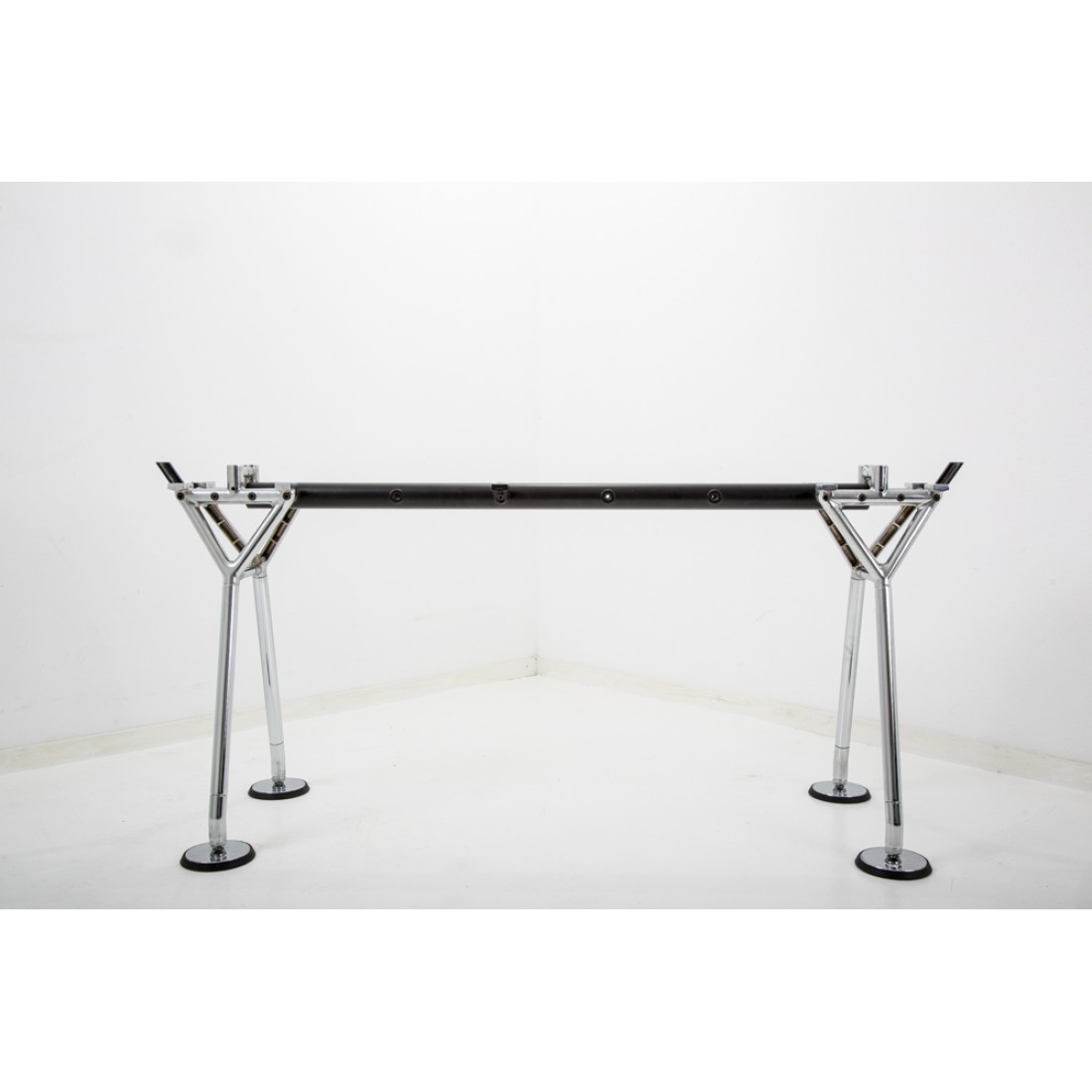 gebruikte Tecno Nomos System Frame 160 * 100 Office desks - tweedehands ...