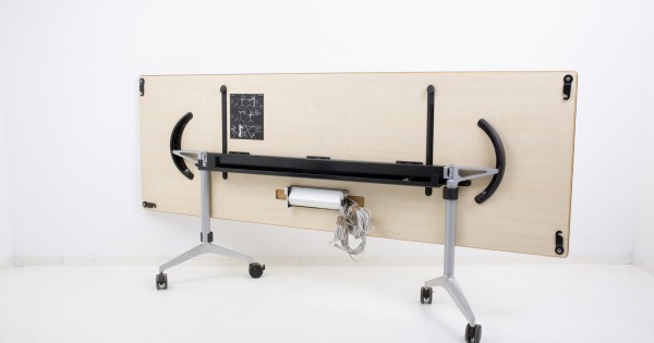 gebruikte Wilkhahn Timetable foldingTable 225x75 Dining room table ...
